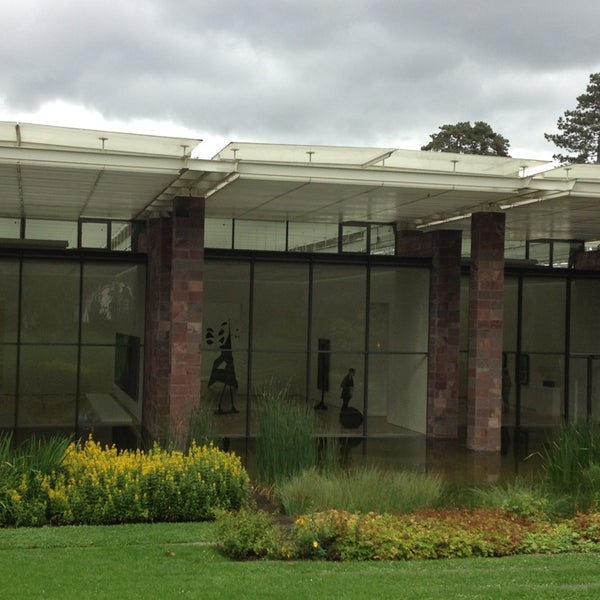 Fondation Beyeler - Art Museum in Riehen