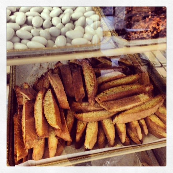 Giovanni's Bakery - Bakery