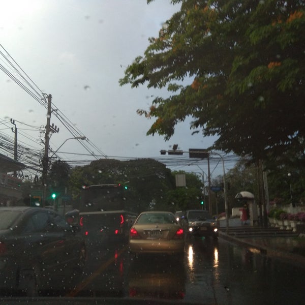 กรมการทหารสื่อสาร (Signal Department Royal Thai Army) - ดุสิต ...