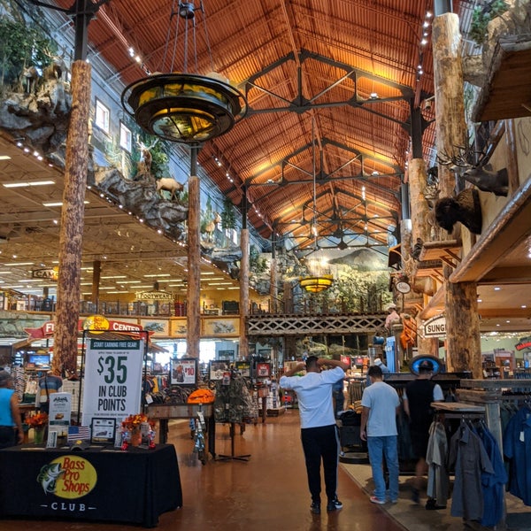 Bass Pro Shops Tienda De Artículos Deportivos En Manteca