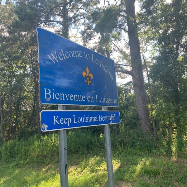 Photos at Mississippi / Louisiana State Line - Border Crossing in Kentwood