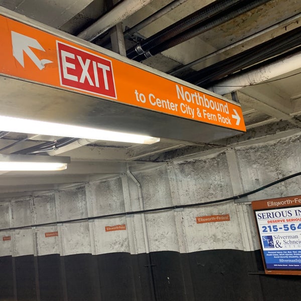 SEPTA BSL Ellsworth-Federal Station - Metro Station in Point Breeze