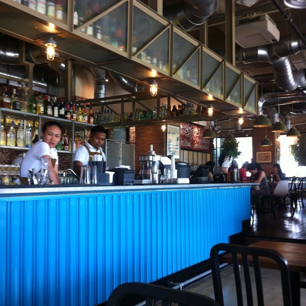 Monolog - Café in Jakarta Selatan