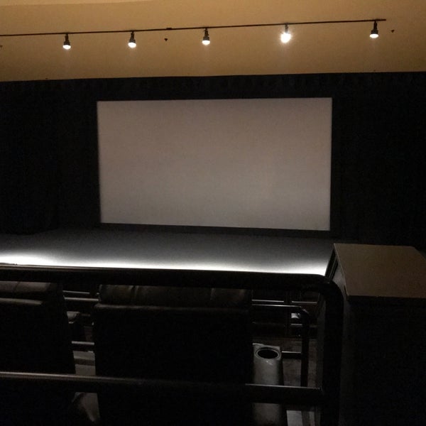 Cineplex Cinemas - Downtown Victoria - 5 tips from 696 visitors