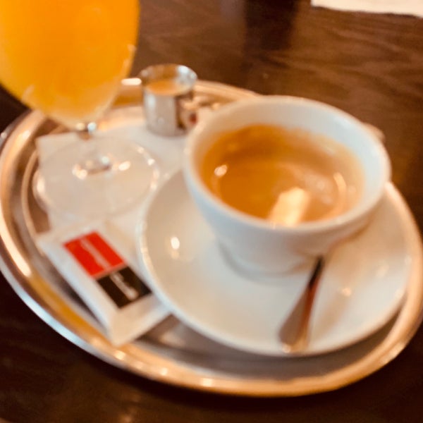 Topper Club - Café