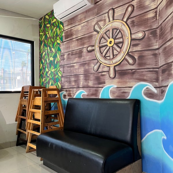 Mariscos Mi Capitan - Jardines del Lago - Mexicali, Baja California