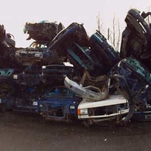 B&R Auto Wrecking - Automotive Repair Shop in Eugene