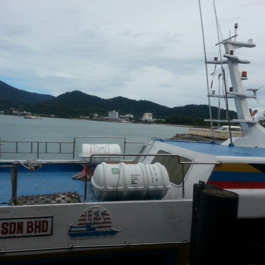 Ferry Lada Tiga - Boat or Ferry