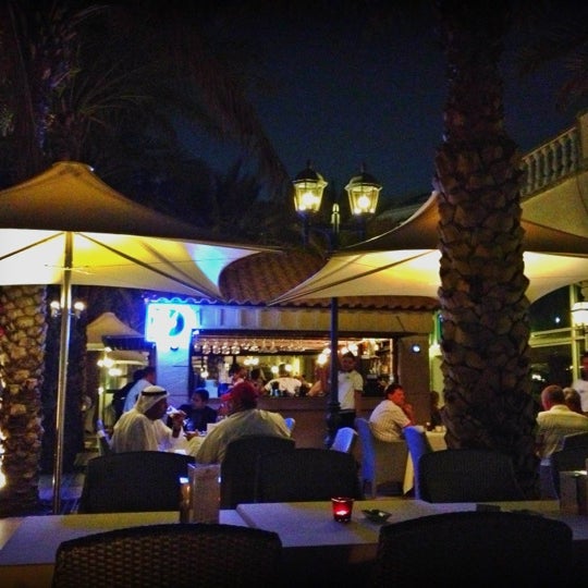 Photos at Jules Bar - القرهود - Le Méridien Dubai