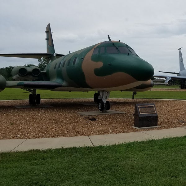 Scott Field Heritage Air Park - Park