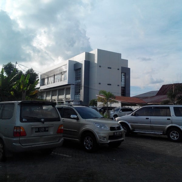 PLN Wilayah Suluttenggo - Office in Manado