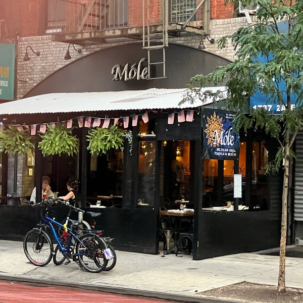 Mole Restaurant - Yorkville - 74 tips from 2634 visitors