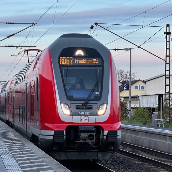Photos at Bahnhof Weinheim Lützelsachsen - Train Station in Weinheim