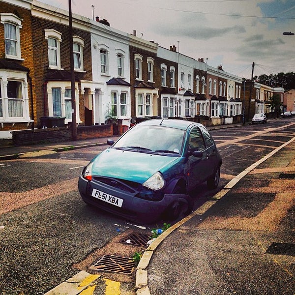 Elverson Road DLR Station - Lewisham Central - Elverson Rd