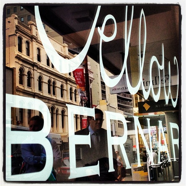 Yellow Bernard - Coffee Shop