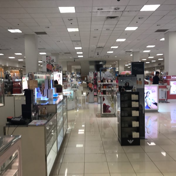 Macy's (Now Closed) - 3 tips