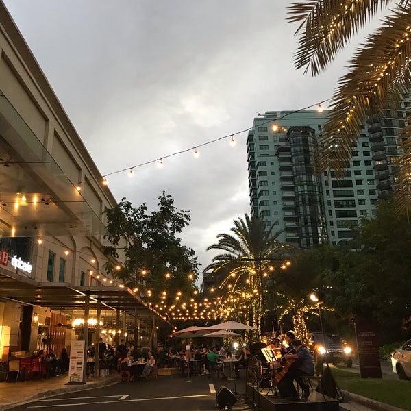 Rockwell Center - Poblacion - 32 tips from 5737 visitors