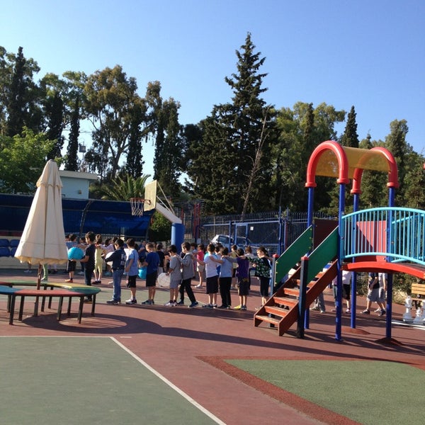 Ελληνοαγγλική Αγωγή - Language School