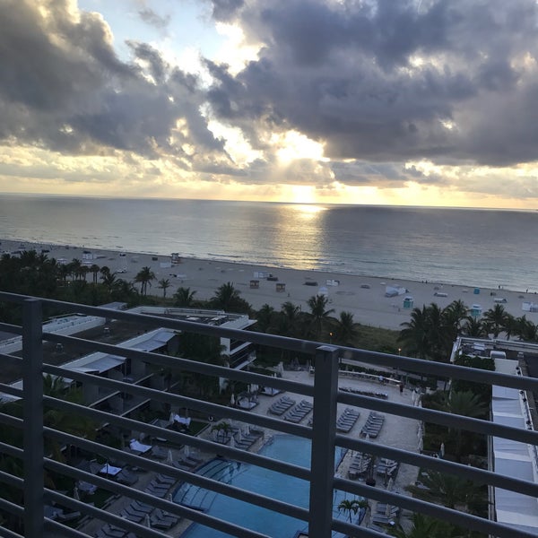 Ritz Carlton Club Lounge - City Center - 1 Lincoln Rd