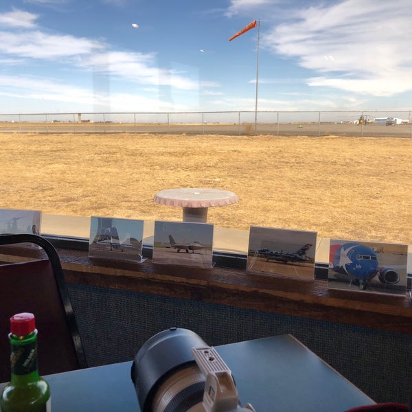 English Field House Restaurant - American Restaurant in Amarillo