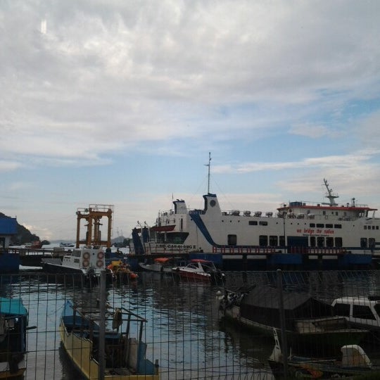 Labuan Bajo Harbour - Harbor / Marina
