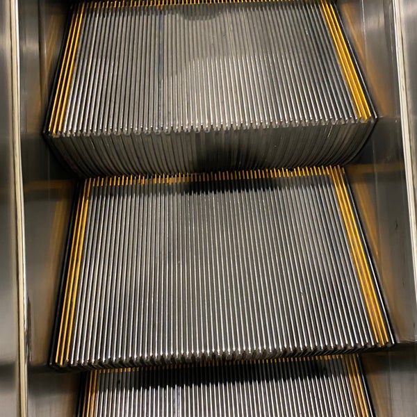 Photos at MRT3 - Shaw Boulevard Station - Metro Station in Mandaluyong ...