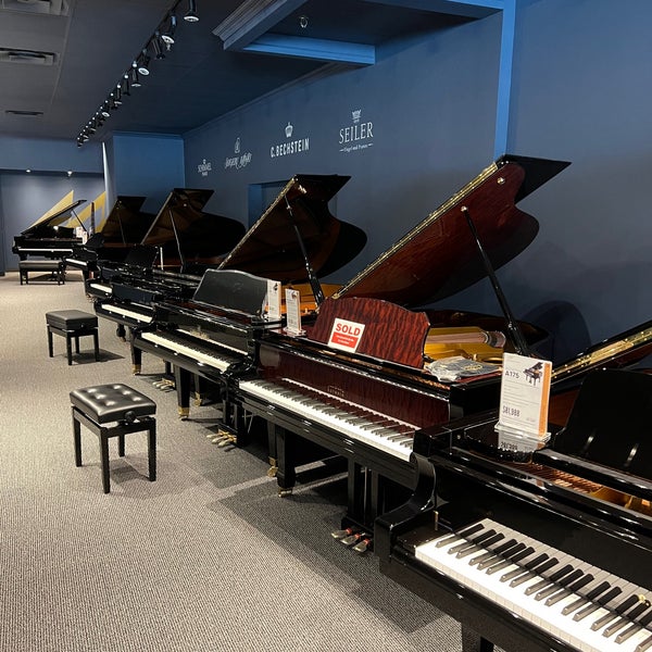 Robert Lowrey Piano Experts - Music Store