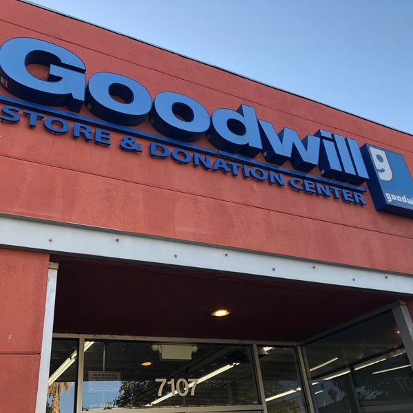 GoodWill - 7107 Owensmouth Ave