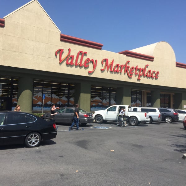 Valley Produce Market - 11 tips from 319 visitors