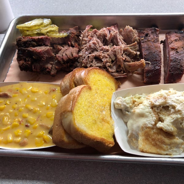 Pig In Pig Out - BBQ Joint in Wichita