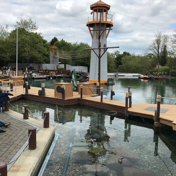 Pirates Of Skeleton Bay Stunt Show - Attraction
