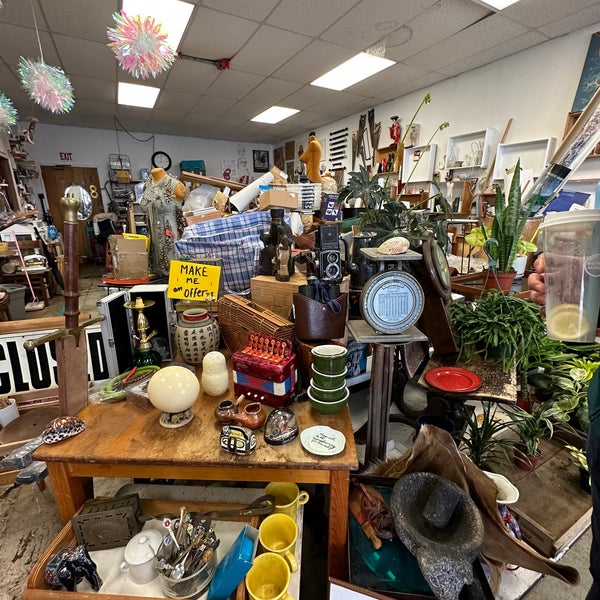Free Oakland UP - Vintage and Thrift Store in Lower Dimond