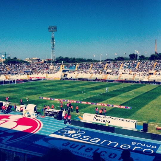 Stadio Adriatico "Giovanni Cornacchia" - Soccer Stadium in Pescara