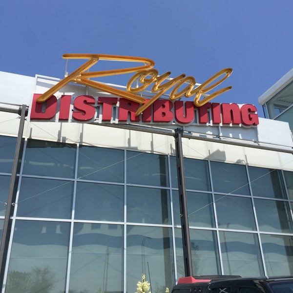 Royal Distributing - Bicycle Store in Whitby