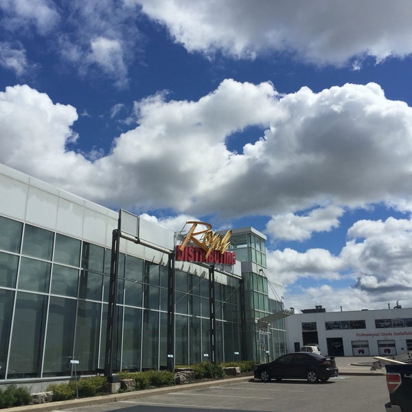 Royal Distributing - Bicycle Store in Whitby