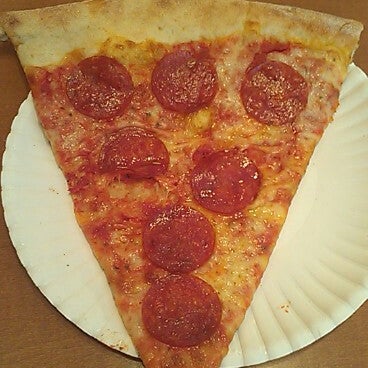 Goomba's Pizza - 720 Main St