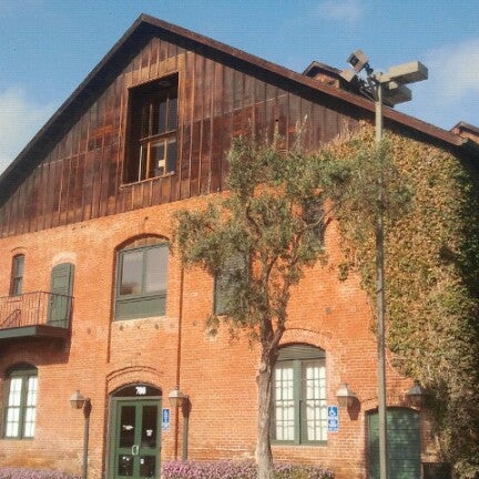 Stanford Barn - 3 tips from 268 visitors