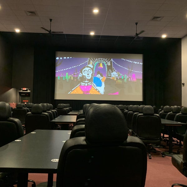 Chunky's Cinema Pub - Movie Theater in Manchester