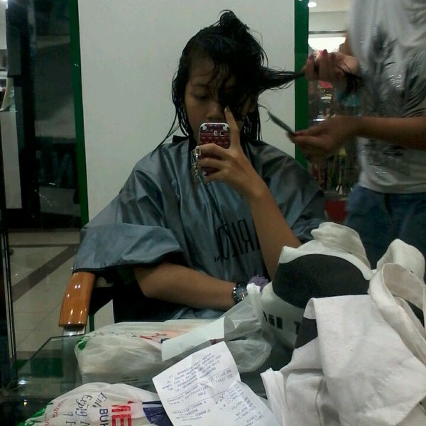 Johnny Danuarta Salon - Hair Salon