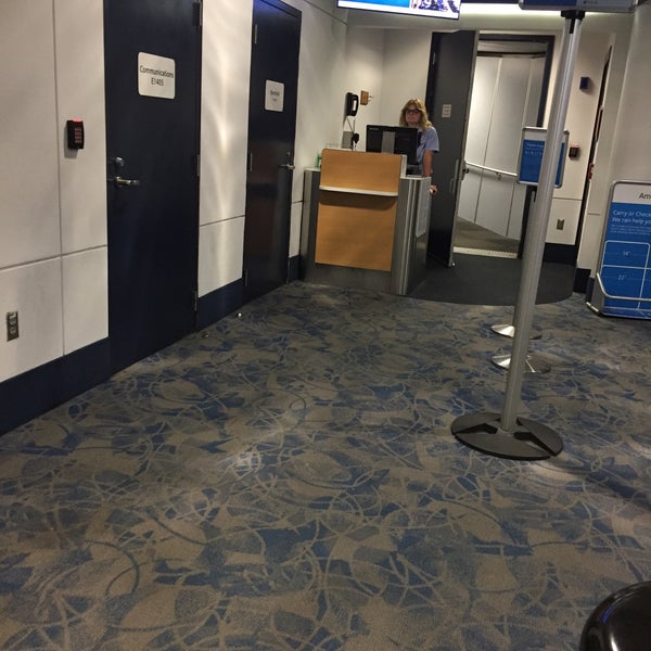 Gate E13 - Airport Gate in Charlotte
