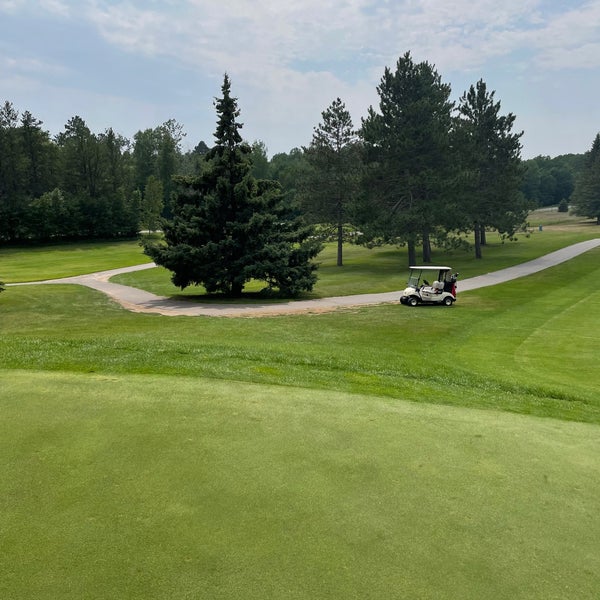 Whitebirch Golf Course - 167 visitors