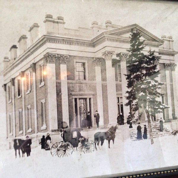 Ward Hall - History Museum in Georgetown