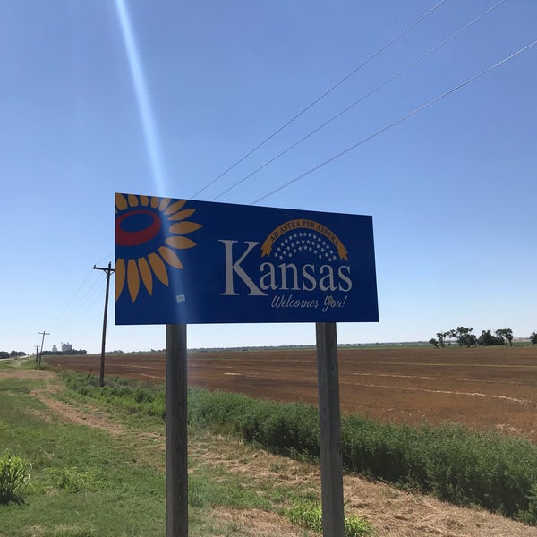 Kansas-Colorado State Line - Road