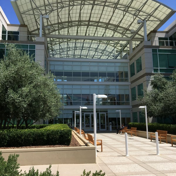 Apple - Infinite Loop 2 - Office in Cupertino