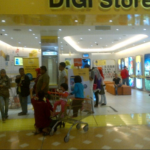 Photos at DiGi Centre (DiGi Store) - Alamanda Shopping Centre, Jln ...