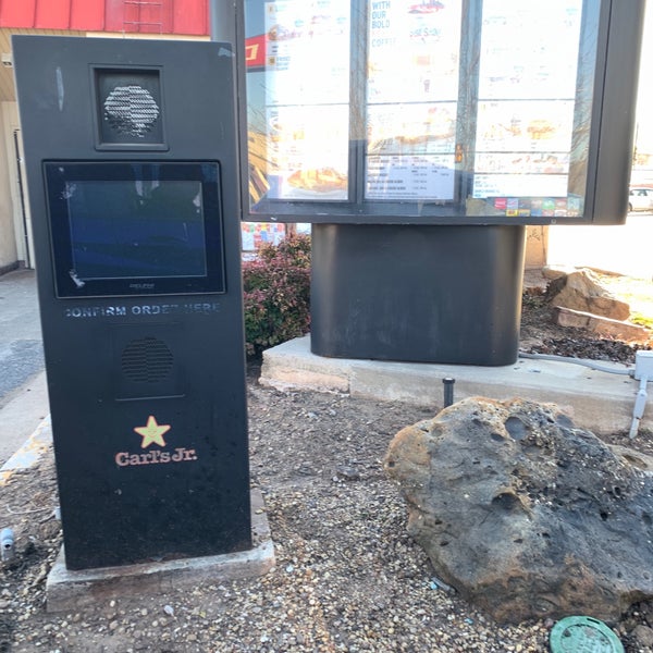 Carl's Jr/Green Burrito - Fast Food Restaurant