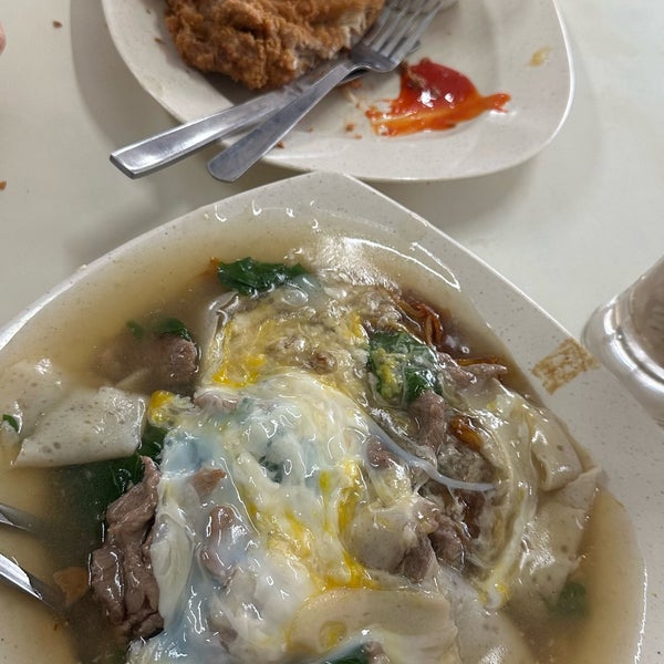 Restoran Hua Mui 华美茶餐室 - Chinese Restaurant