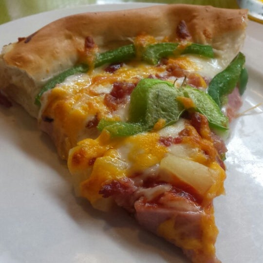 Armand's Chicago Pizza - Capitol Hill (Now Closed) - Pizza Place in ...