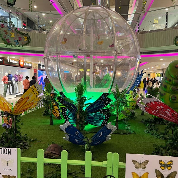Oberon Mall - Shopping Mall in Eranakulam