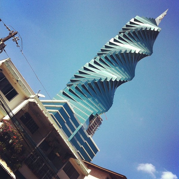 F&F Tower - Building in Panamá